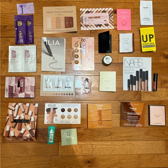 Makeup | Nwt Assorted Hair Cosmetic Beauty And Skincare Sample Set ...
